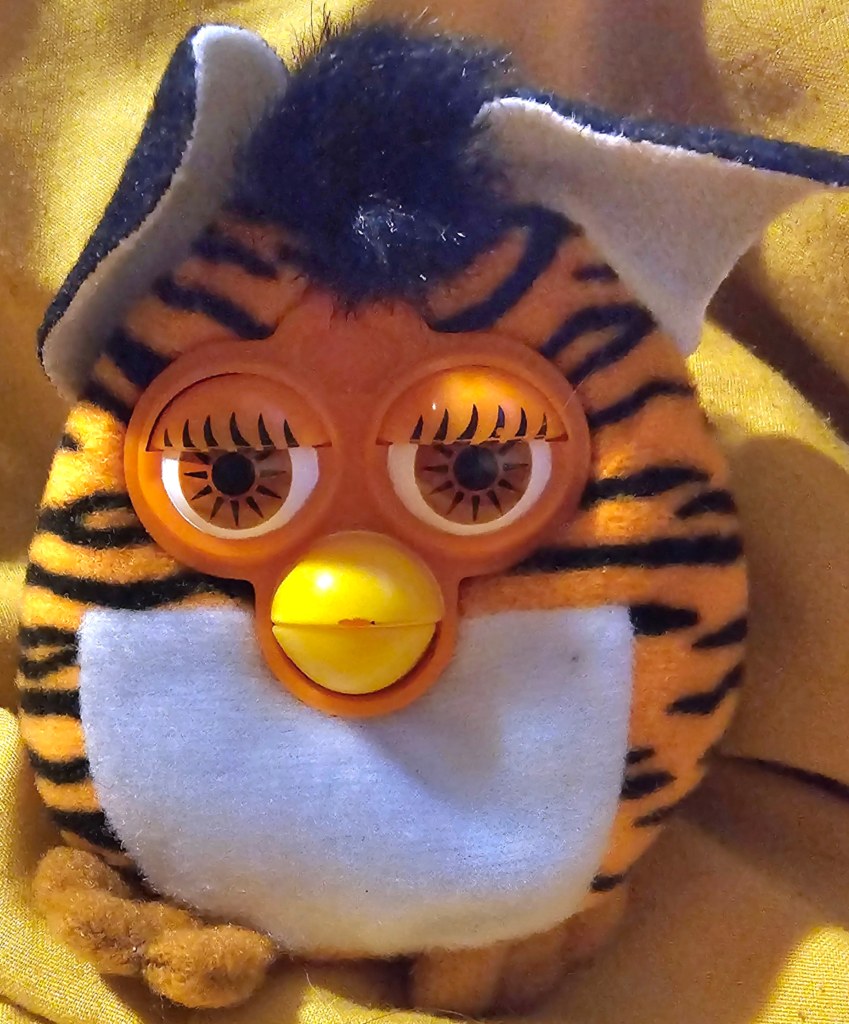 2000 McDonalds Happy Meal Furby Clips - techcreativetreasures